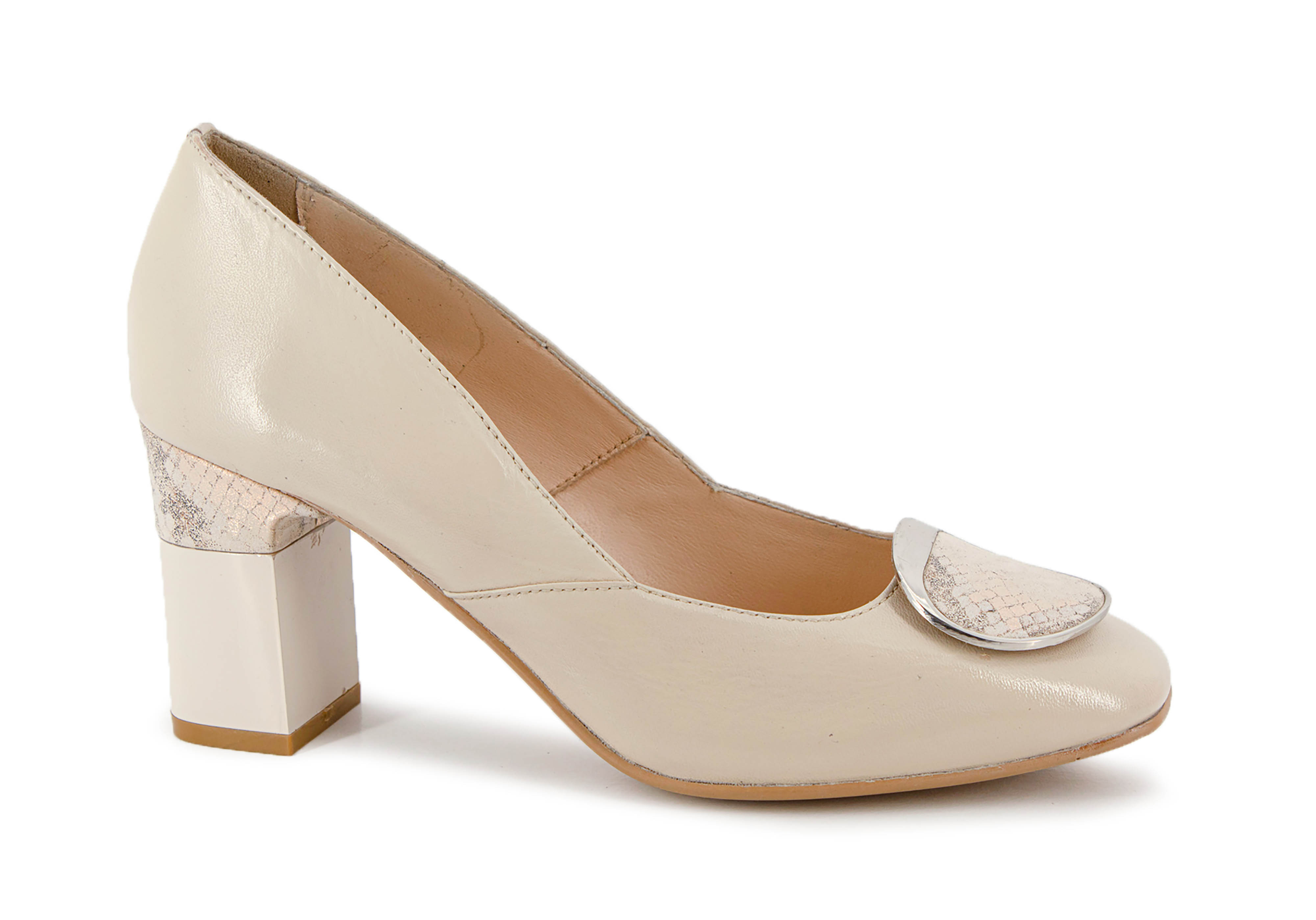 Trendi udobne kožne ženske salonke Alpina